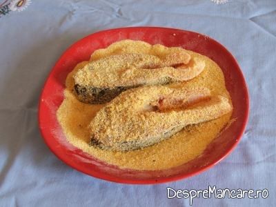 Cotlet de crap prajit cu paste si creveti